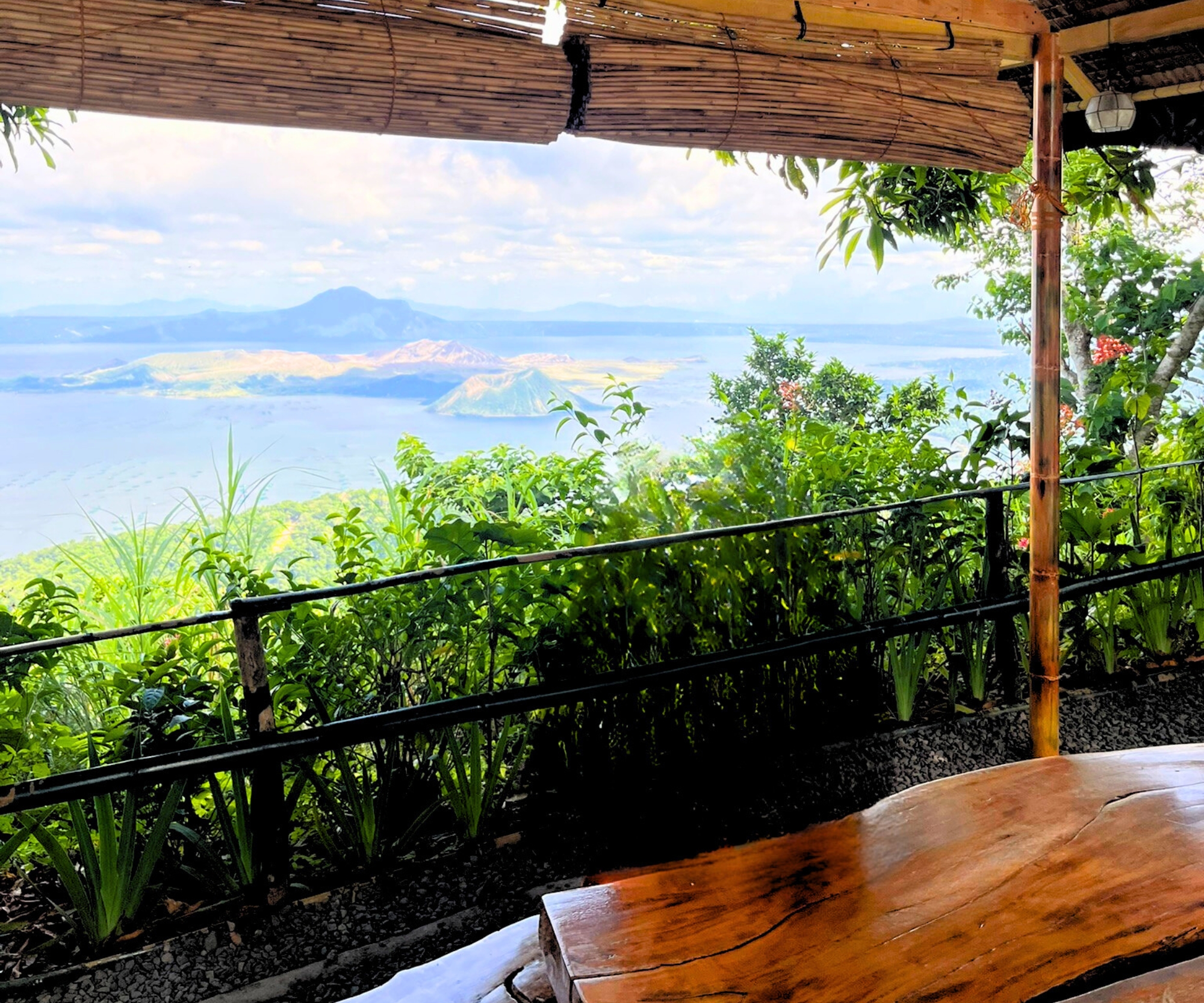 Scenic Eats: Tagaytay Restaurants with a view of Taal Volcano ...